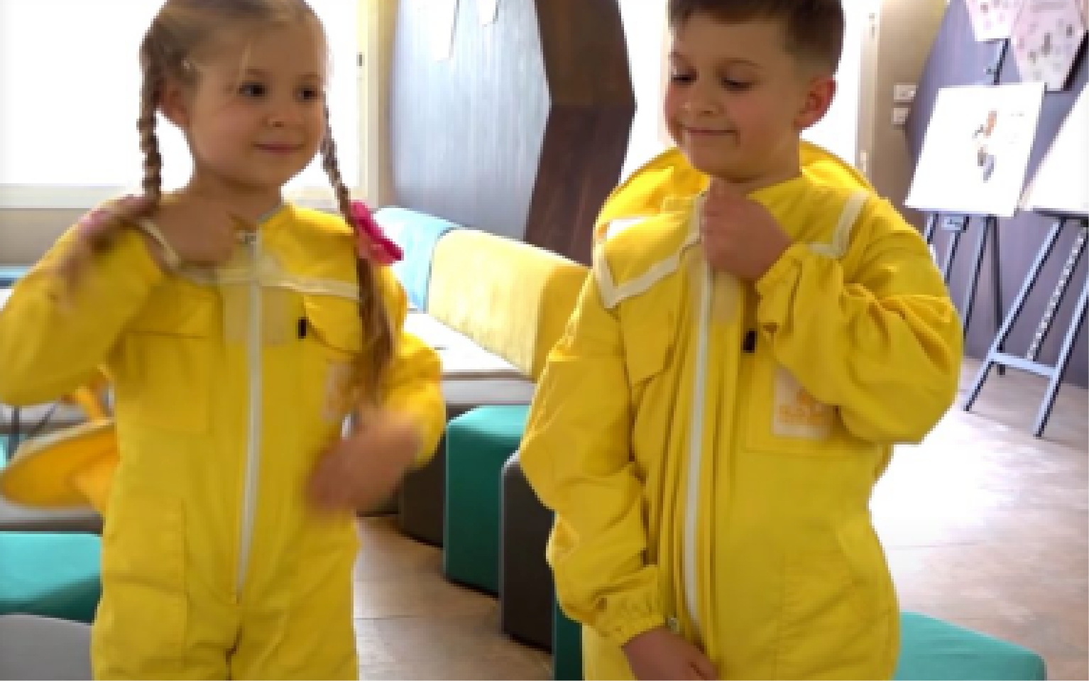 Daina and Roma the famous Youtuber, Kids Diana Show visited Hatta Honey ...